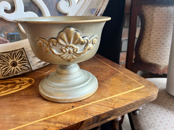 Georgian Metal Pedestal Planter - Faeren Designs