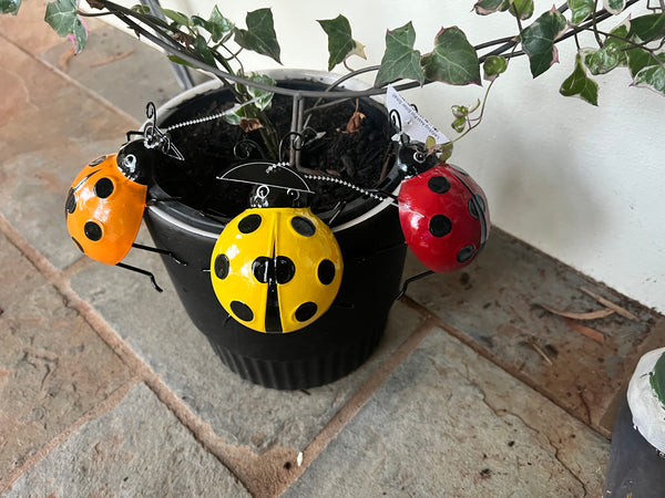 Lady Bug Pot Sitter Metal - Faeren Designs